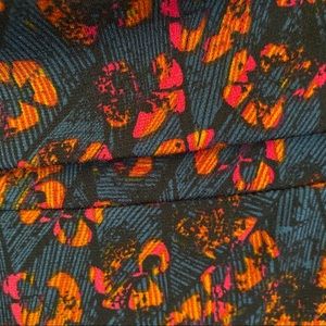LuLaRoe | Skirts | 25 Or 32 Llr Maxi Skirt | Poshmark